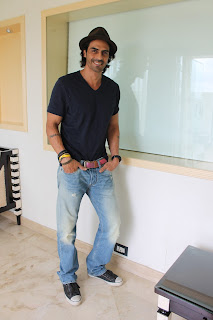 A Wanderer's Thoughts...: Arjun Rampal: from model to action hero