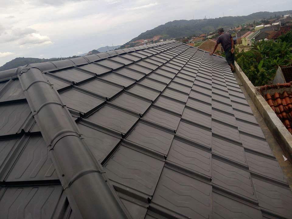 Mengenal 7 Jenis Genteng Metal Rumahlia Com - Riset