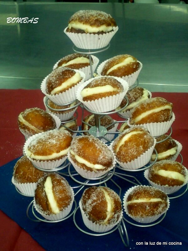 con la luz de mi cocina: BOMBAS