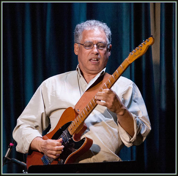 Electric Eyes Photography: Dec 15, 2011