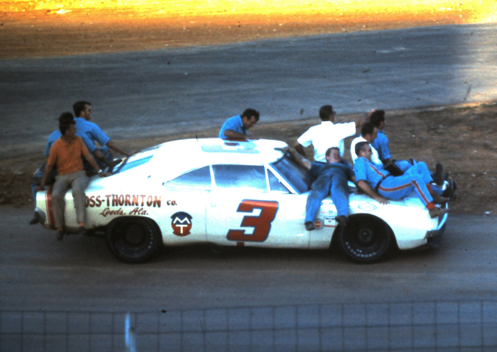 Midwest Racing Archives: 1969 - Vandiver Wins an Easy One at Talladega