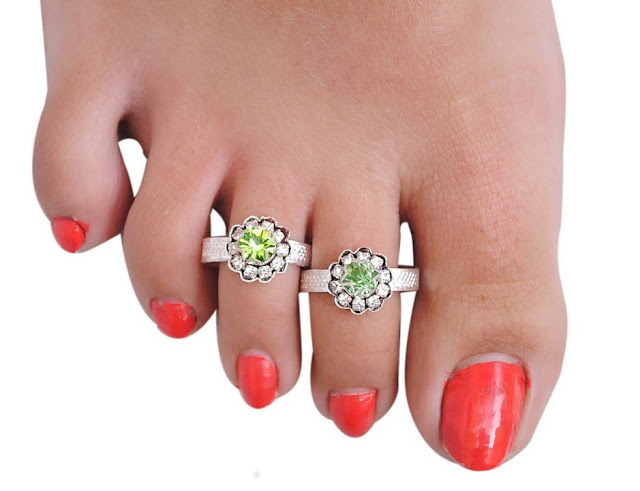 Top 5 Stylish Toe Rings for Girls - Fashion Trends & You