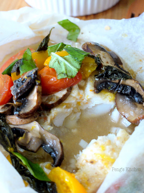 Peng's Kitchen: Mediterranean Baked Fish & Quinoa Salad