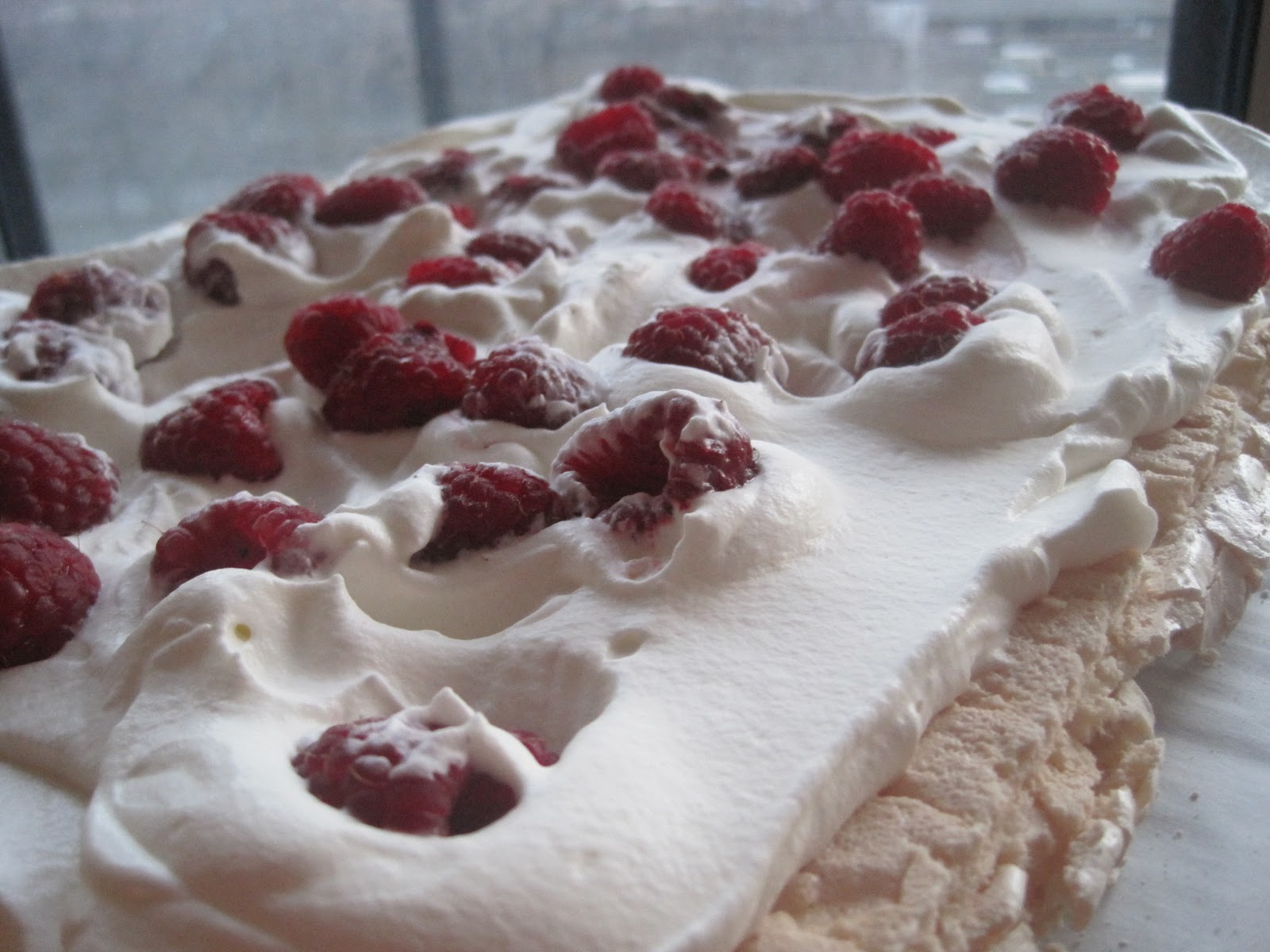Smart Cookie: Raspberry Meringue Heaven... I mean Roulade