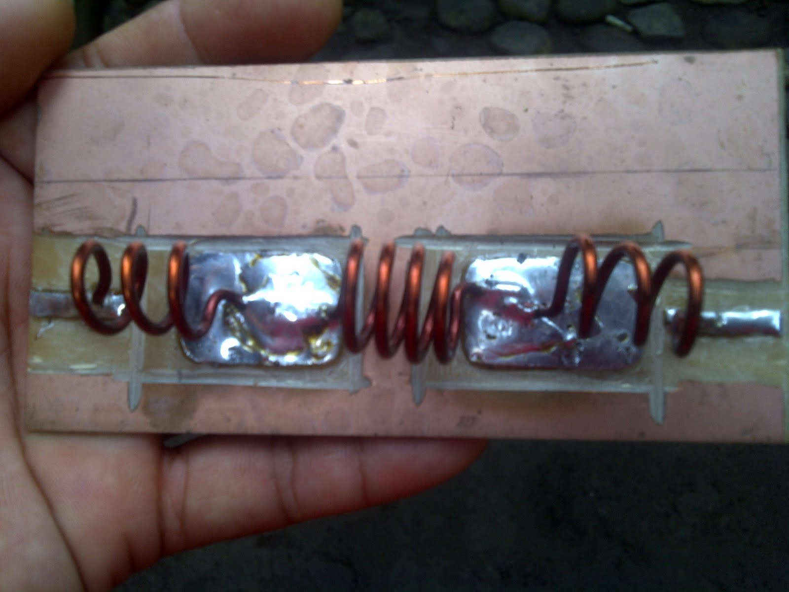 AMATIR & COMMERAD: 6. Low Pass Filter (L P F) 144 Mhz