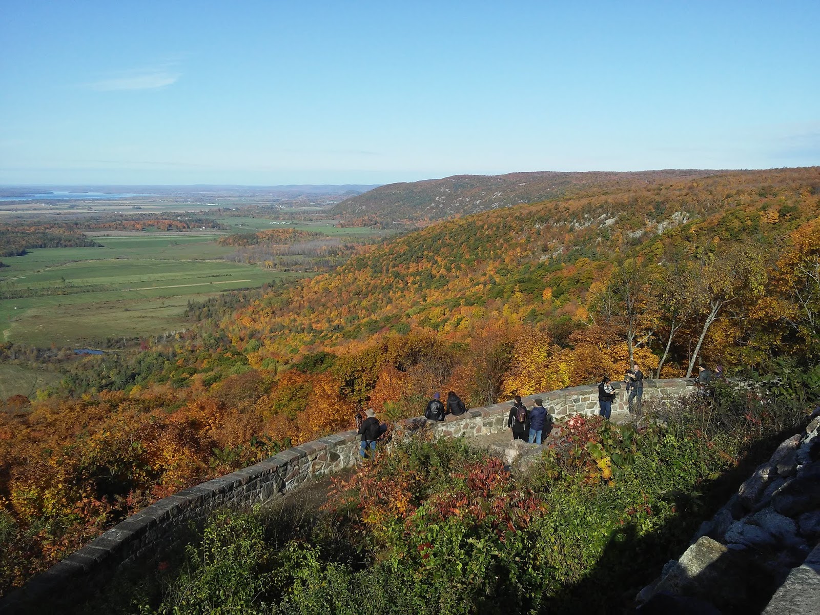 Ottawa Daily Photo: Champlain Lookout In Autumn