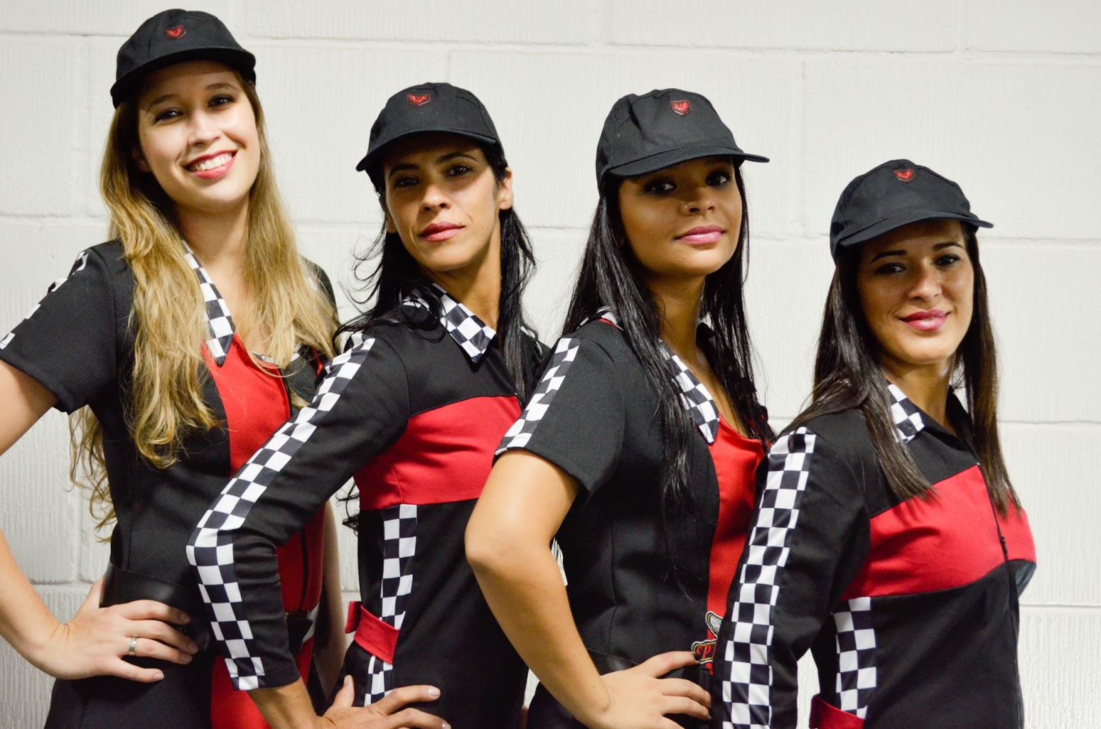 Era Uma Vez...: PIT STOP GIRLS!!!
