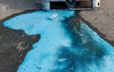 HAZARDS OF PAINT SPILLAGES / RESIDUES ....