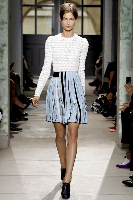 Beautiful openwork knitting stitch pattern