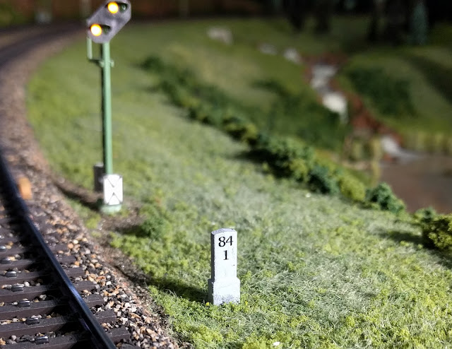 Cabin Layout: Distance marker stones