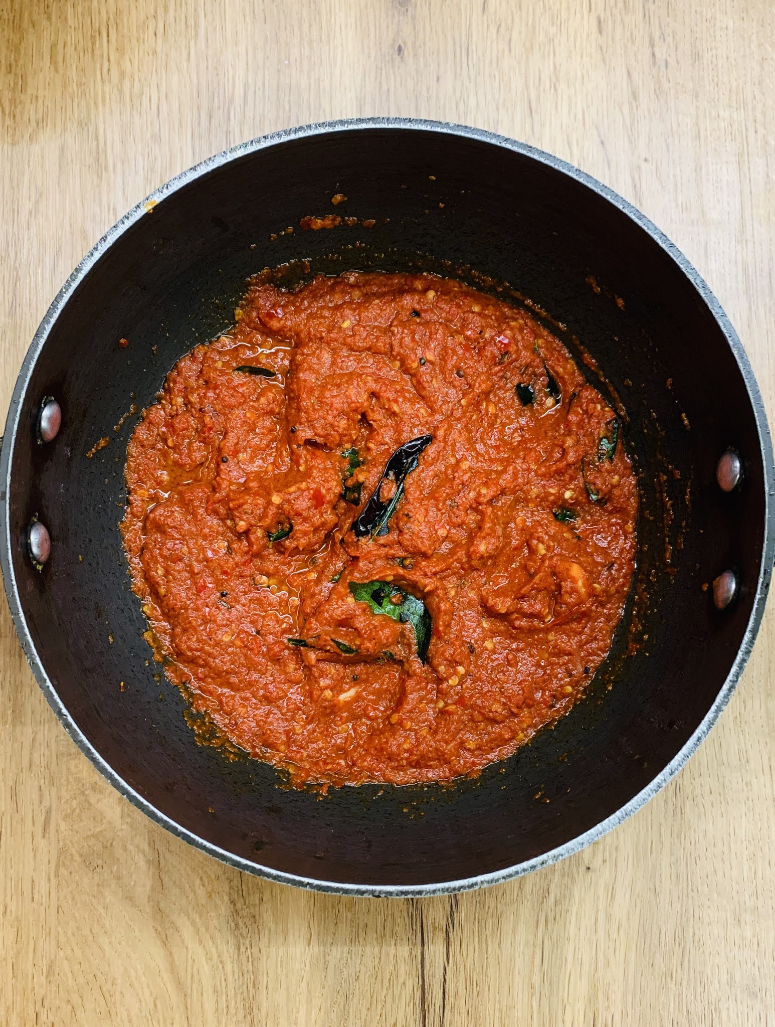 Red Chilli Pickle/Pandu Mirchi Pachadi