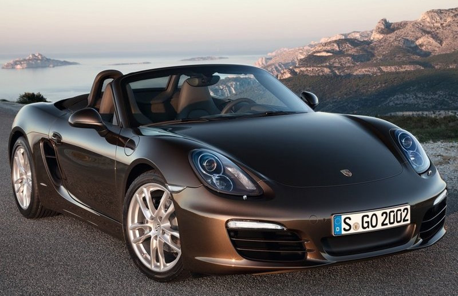 2013 Porsche Boxster Review and Pictures