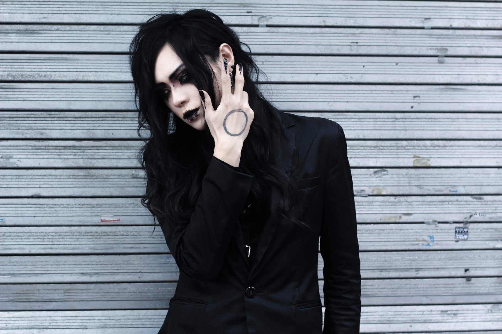 Asphyxium Zine: Interview with Kyuho of MADMANS ESPRIT by Dave Wolff