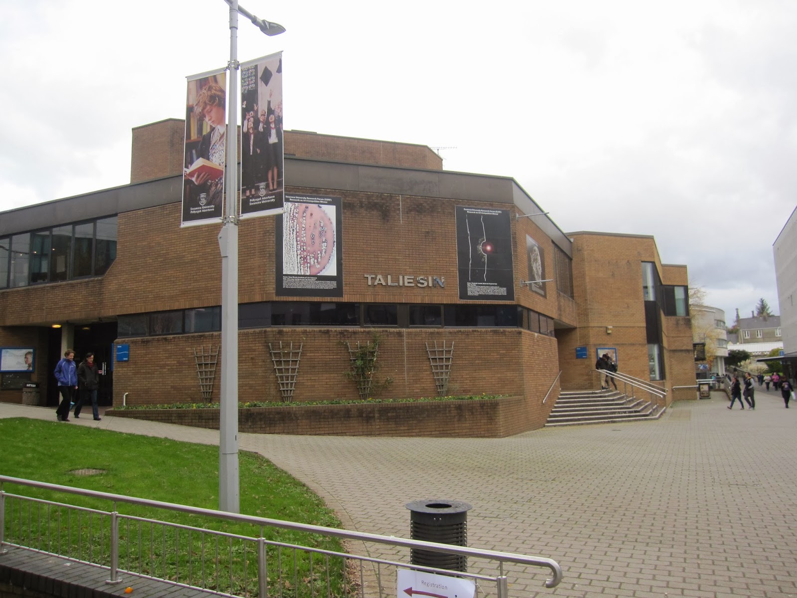 welsh buildings: Swansea University Campus