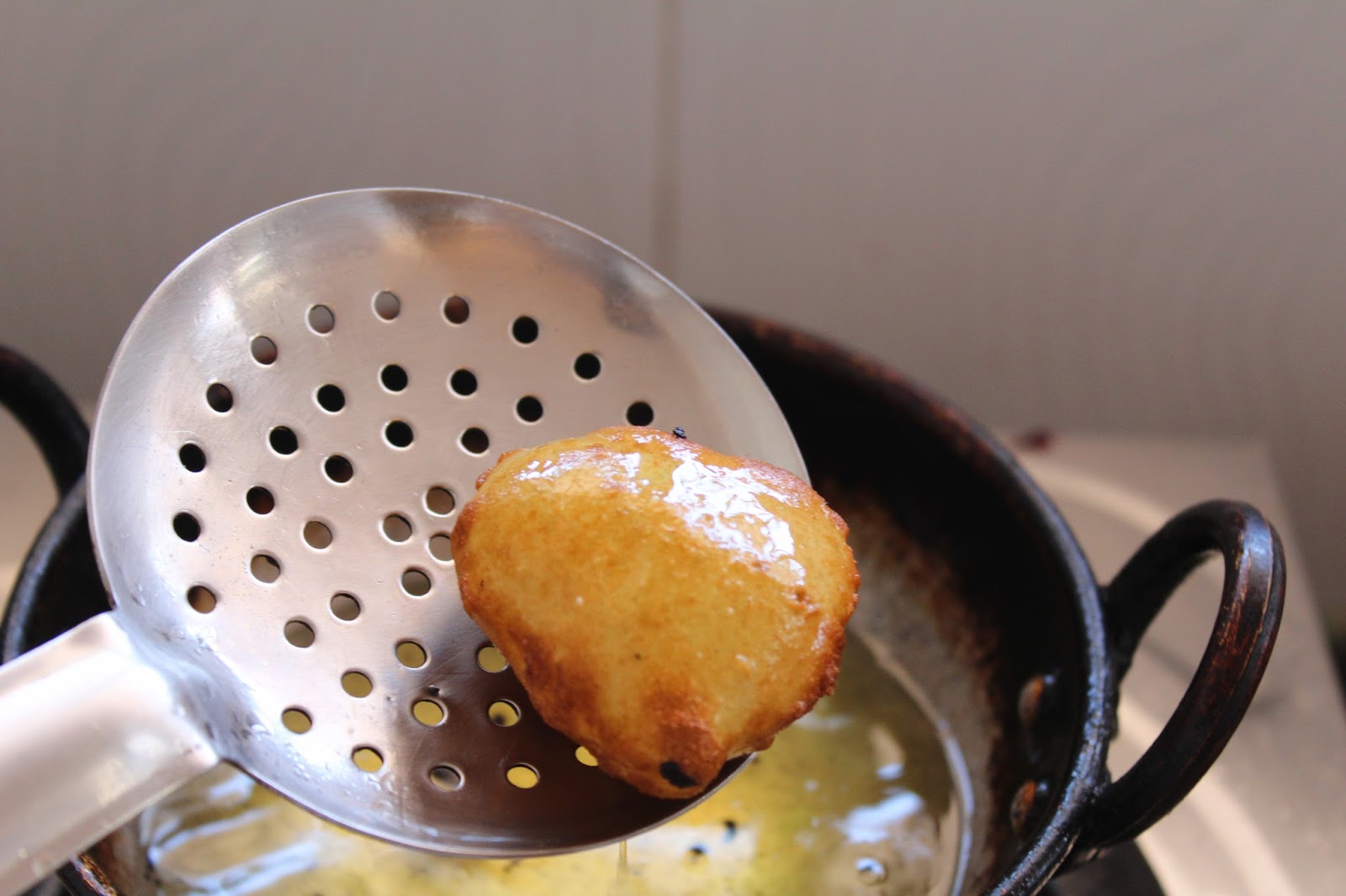 UBBU ROTI ( PUFFED ROTI)