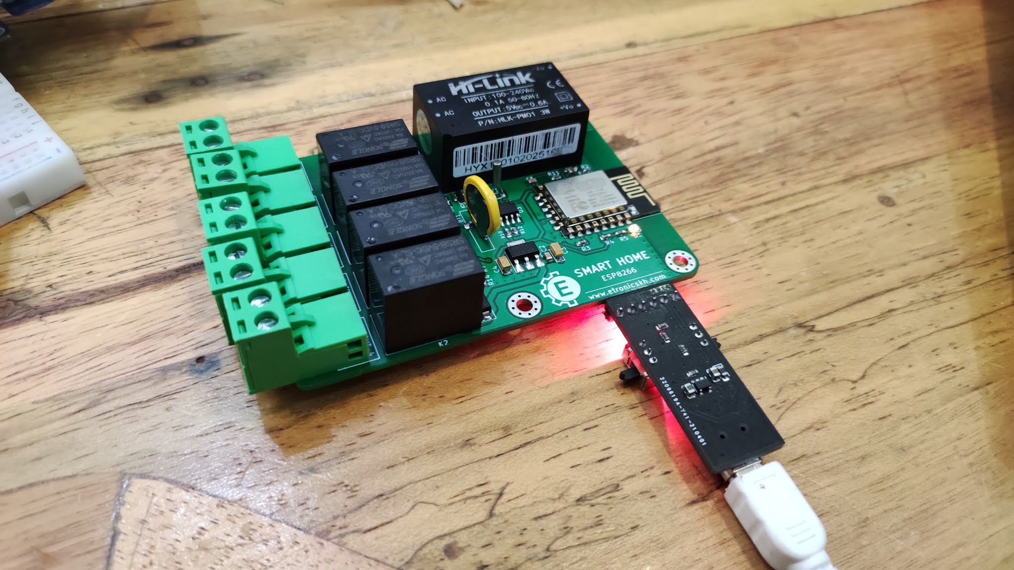 របៀបបញ្ចូលកូដទៅក្នុង Smart Home ESP8266 - etronicskh របៀបបញ្ចូលកូដទៅក្នុង Smart Home ESP8266 - etronicskh