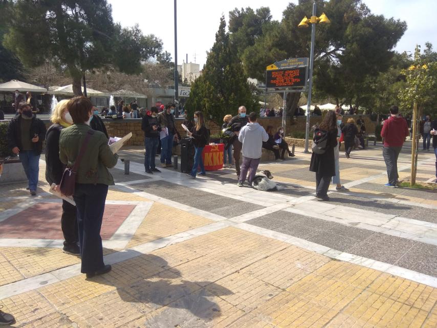 ΛΑΙΚΗ ΣΥΣΠΕΙΡΩΣΗ ΝΕΑΣ ΣΜΥΡΝΗΣ: ΠΑΡΕΜΒΑΣΗ ΤΟΥ ΚΚΕ ΣΤΗ ΠΛΑΤΕΙΑ Ν.ΣΜΥΡΝΗΣ