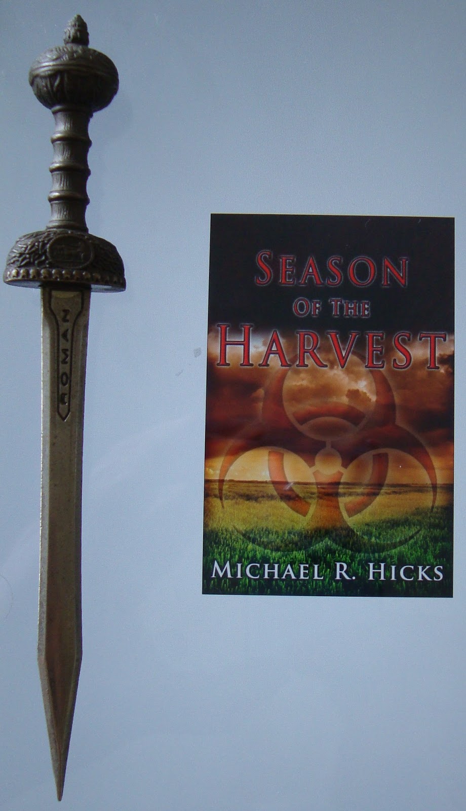 Libros de Olethros: SEASON OF THE HARVEST. Michael R. Hicks