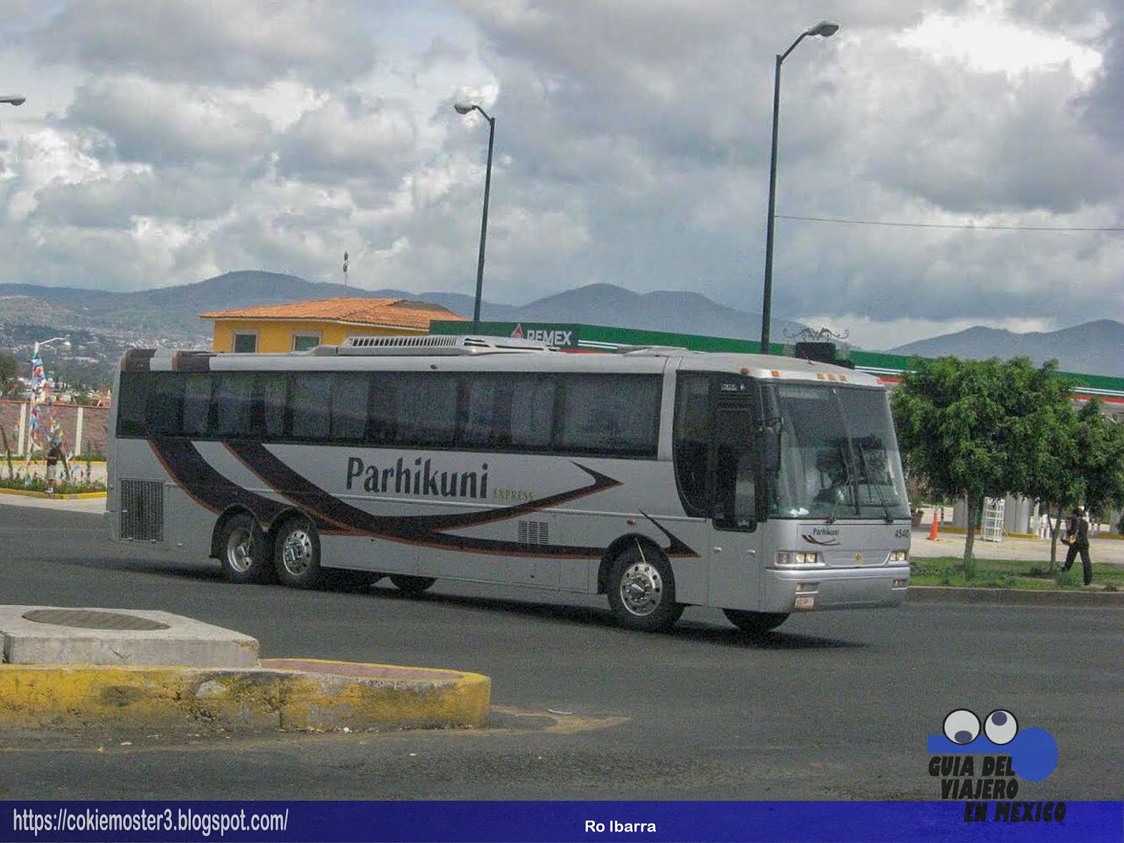 Colección de fotos de Autobuses Parhikuni, hoy es su cumpleaños 28