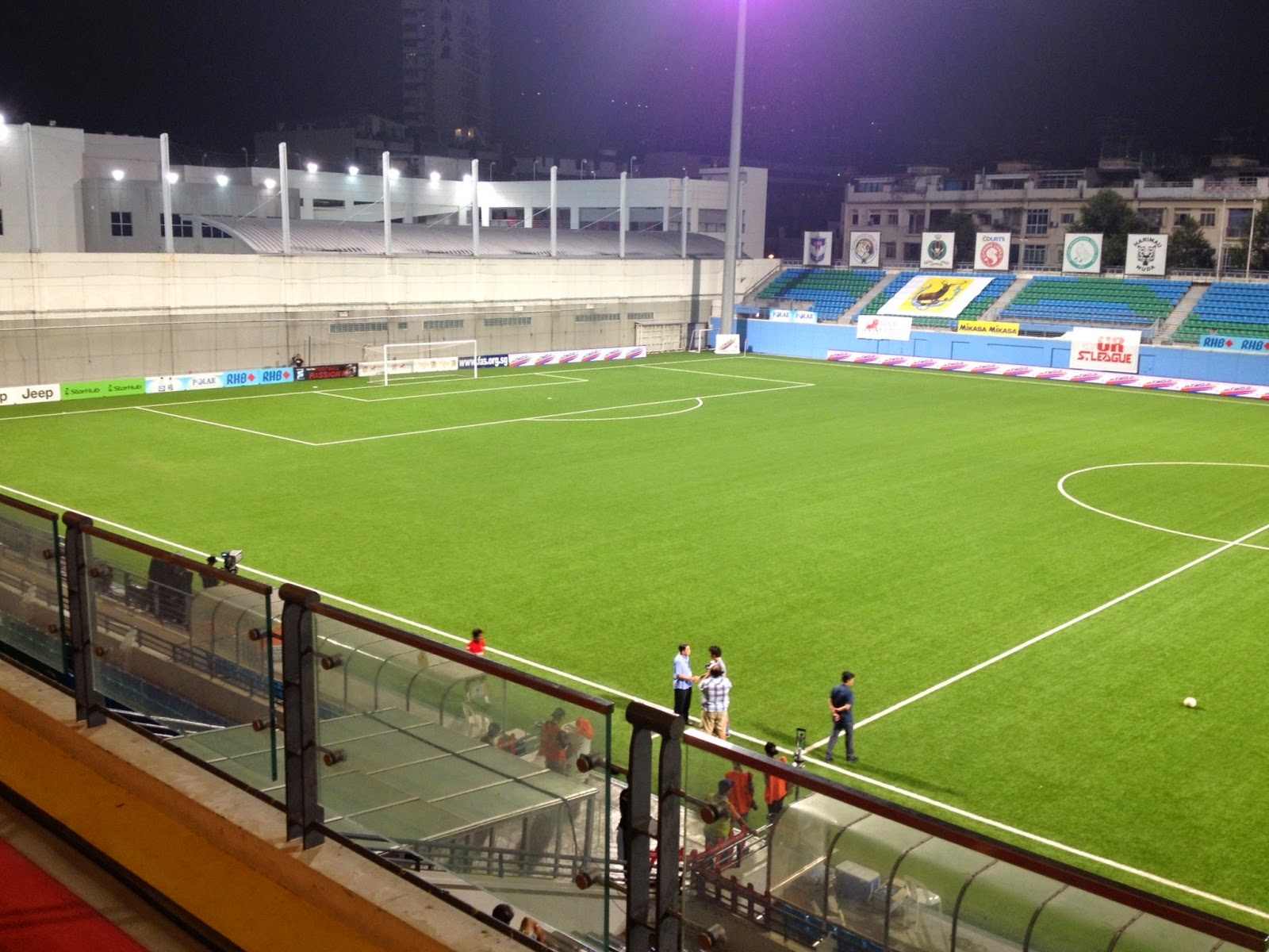 Hopping all over the World Two: Courts Young Lions/Jalan Besar Stadium ...