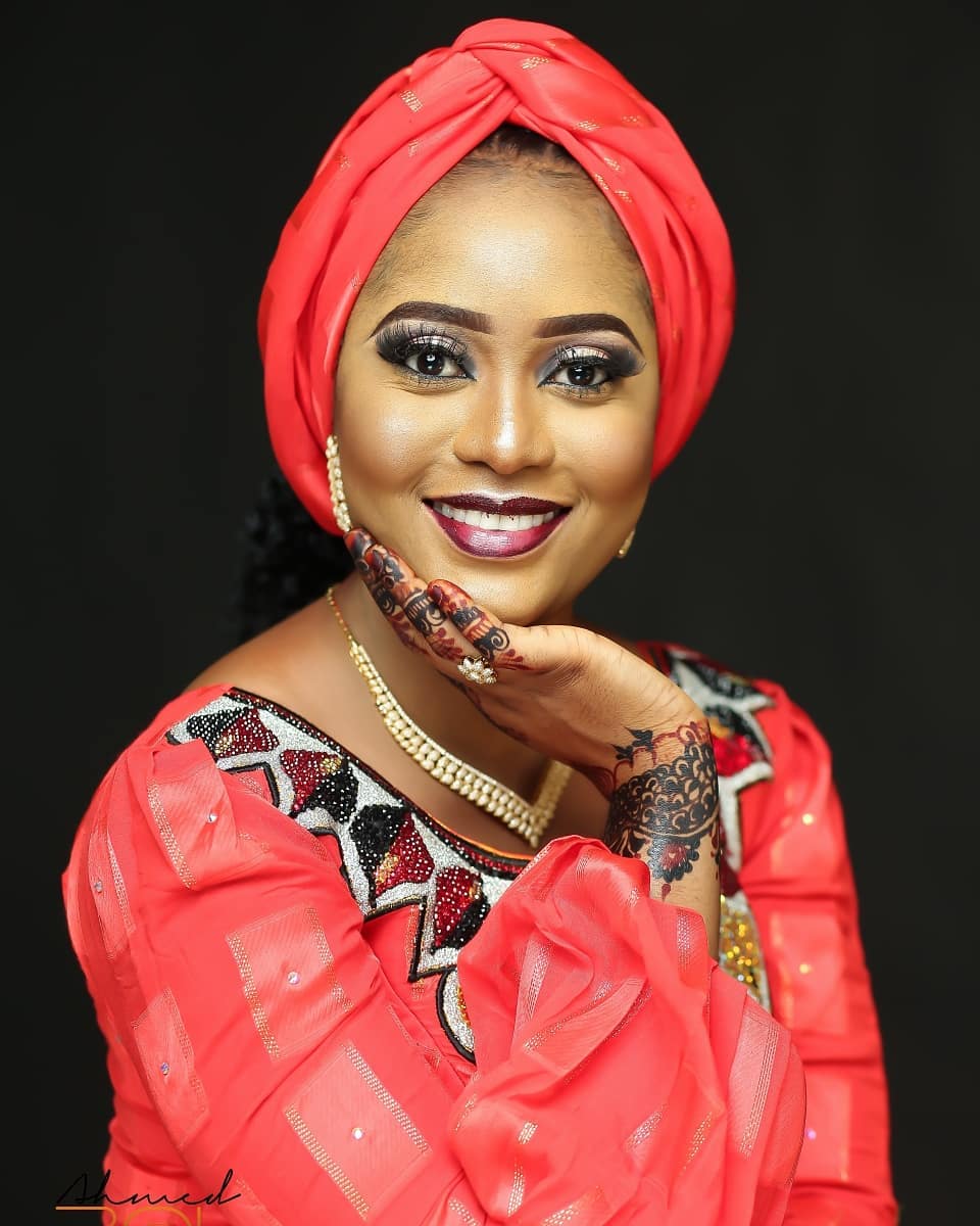 Kalli Zafaffan Hotunan Jaruma Hassana Muhammad - HausalLoaded.Com