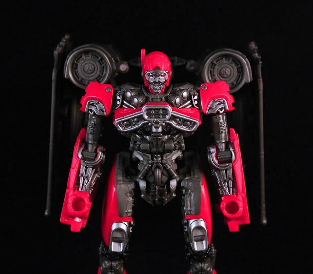 She's Fantastic: Transformers Studio Series - SHATTER!