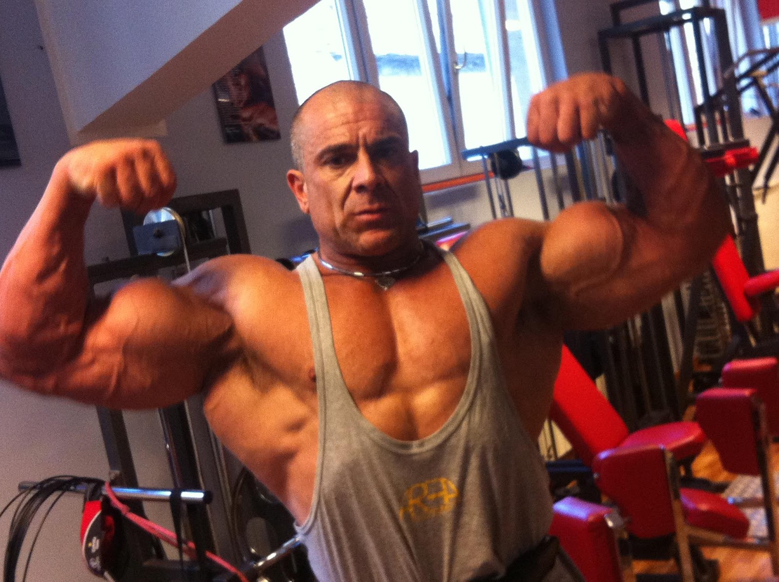 Muscle Male Model *: Italian muscle daddy Constantino Galeazzo