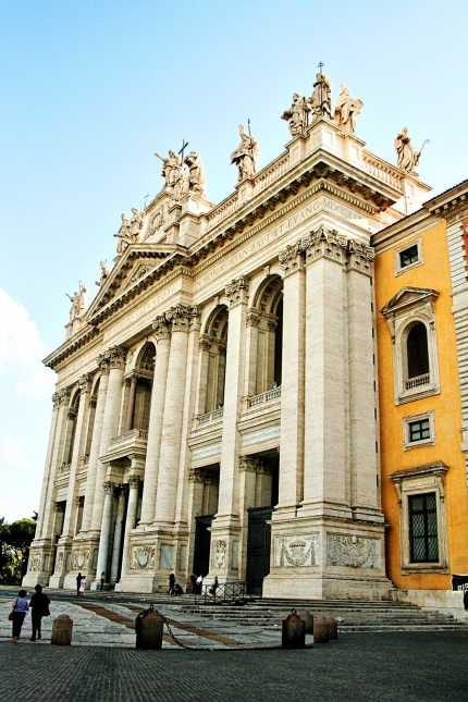 Plenty of Picnics: PRAETORIUM