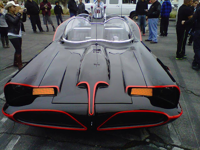Realm Of Retro : BATMOBILE
