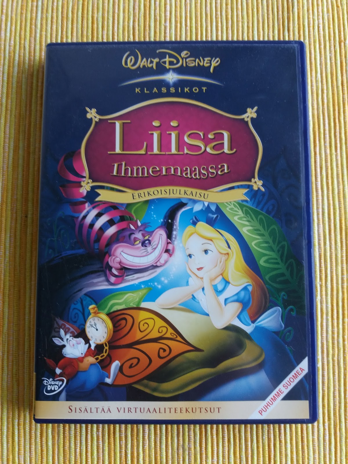 Dream is a wish your heart makes: Klassikot: Liisa Ihmemaassa