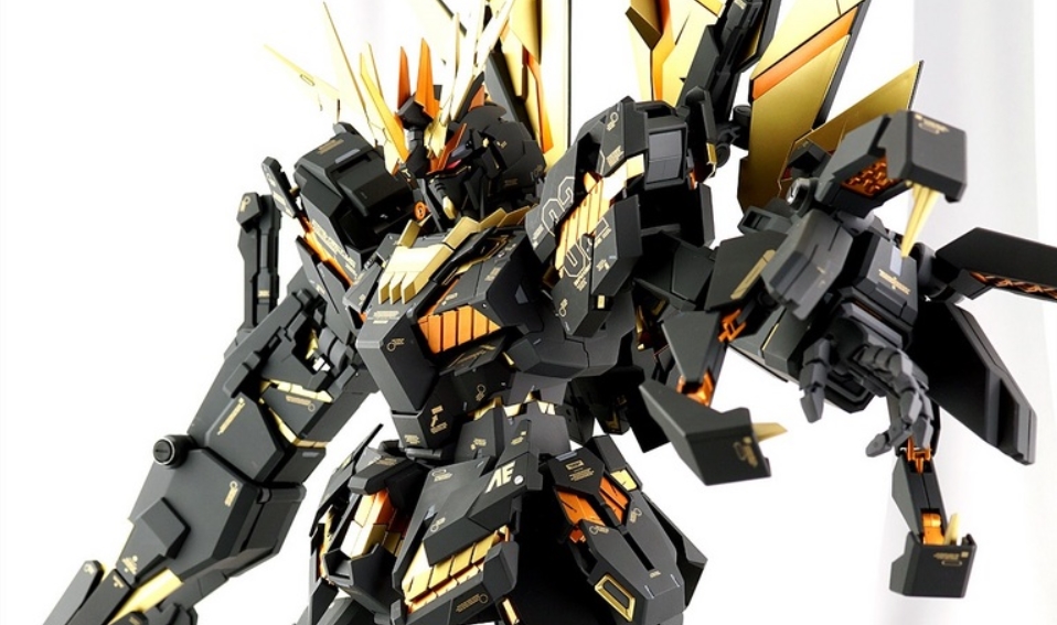 Custom Build: PG 1/60 Banshee Norn Armed Armor VN/BS