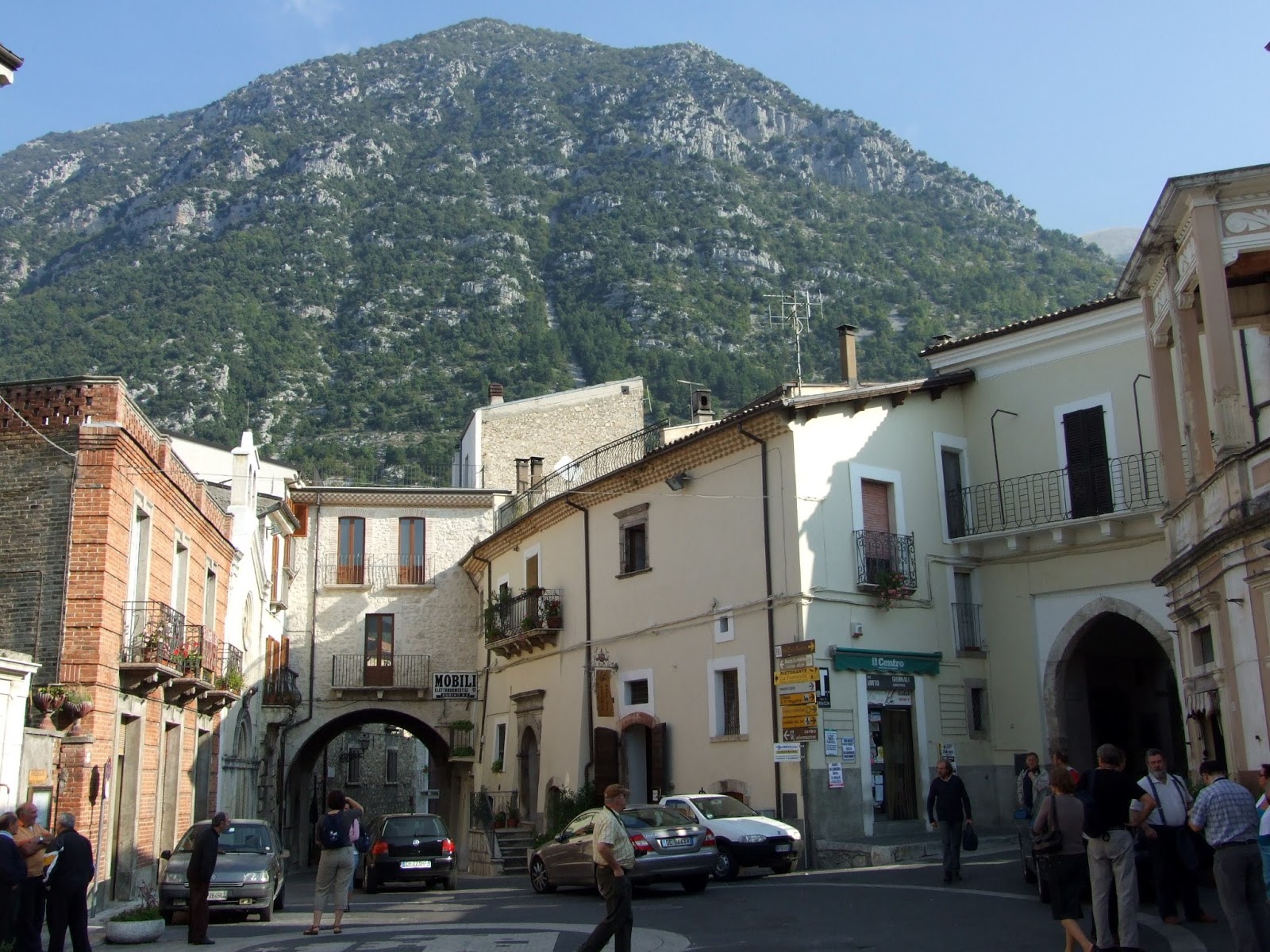 Italia, fotos e historias by Patzy: Pacentro, un pueblo medieval del ...
