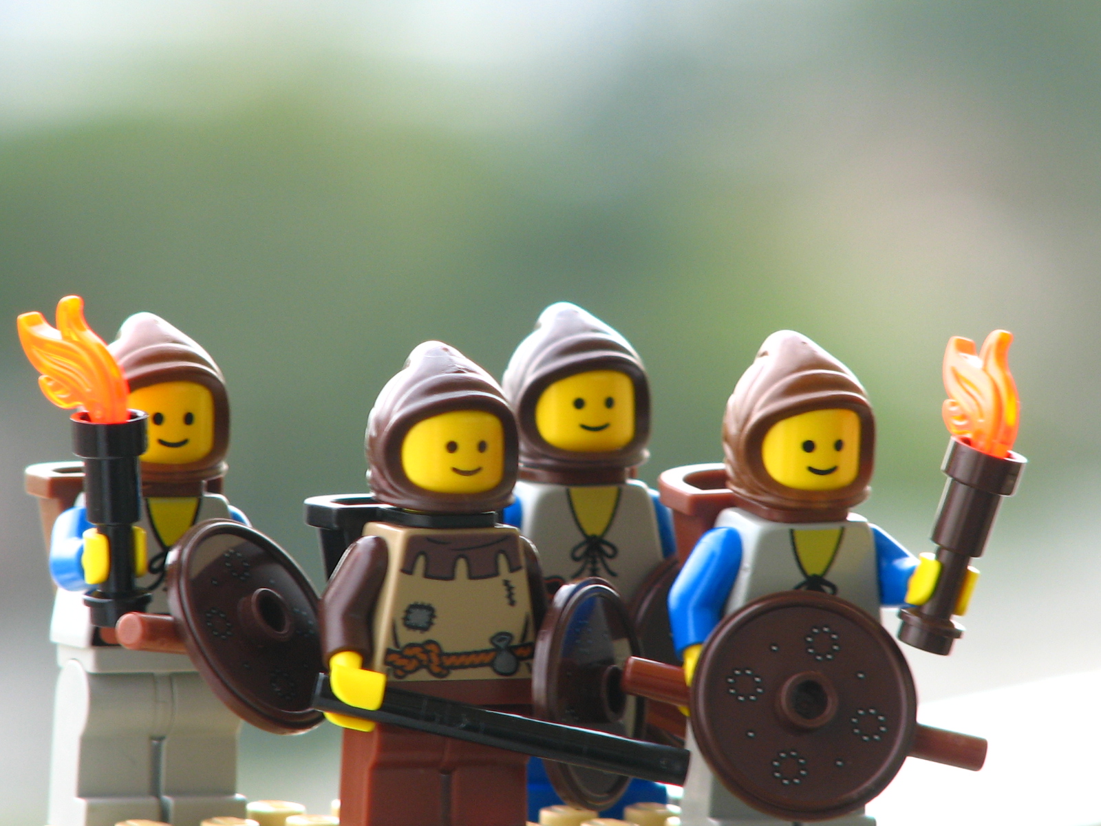 Little Brick Men: Classic Medieval Peasants