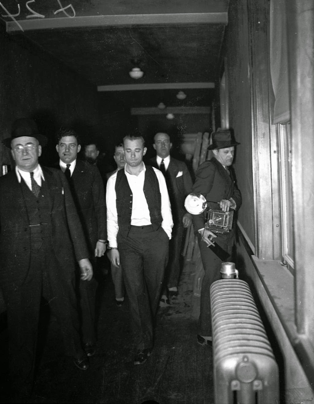 Story of The Notorious John Dillinger in the 1930s Through Pictures ...