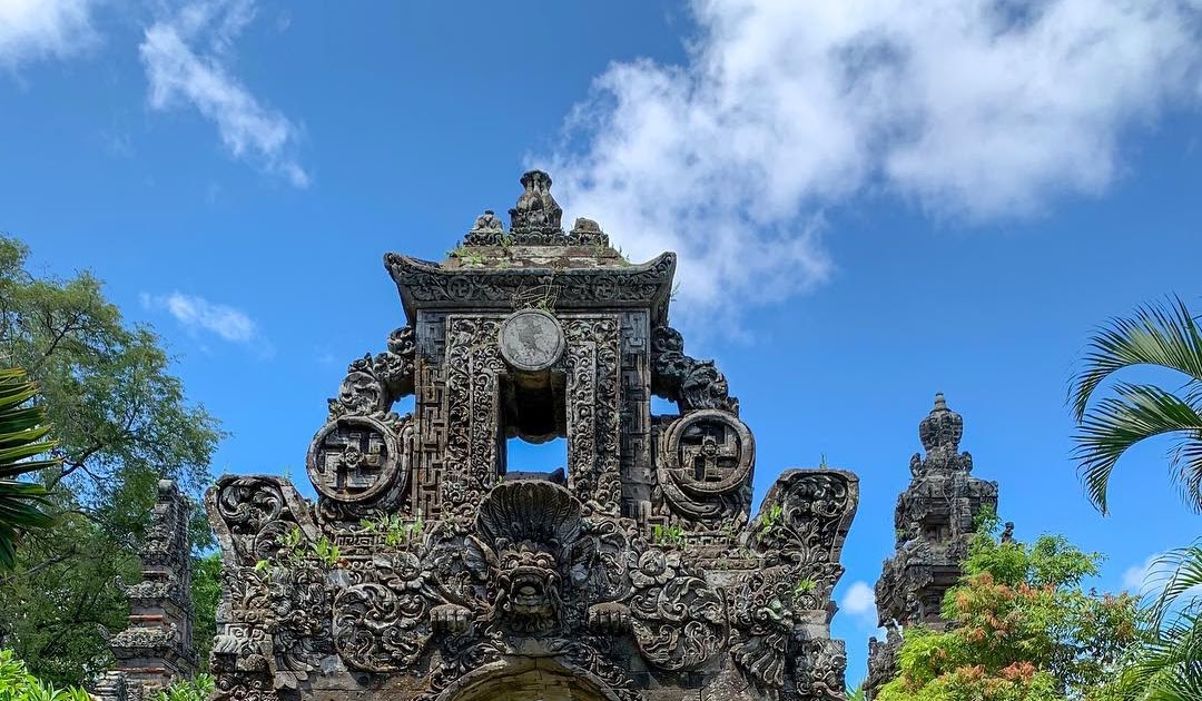 Sejarah & Babad Bali