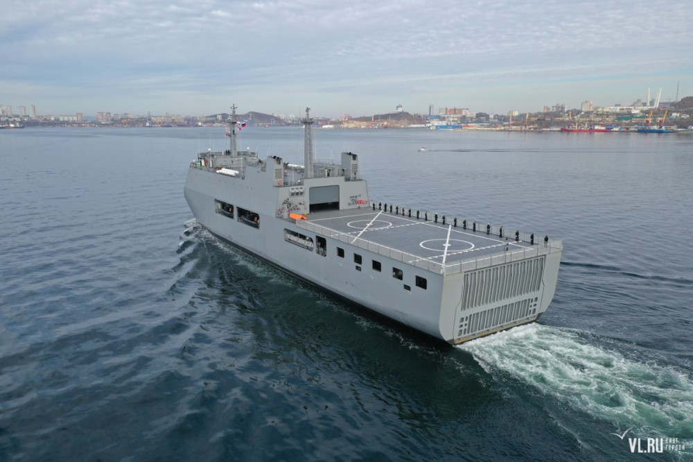 DEFENSE STUDIES: UMS "Moattama" LPD of the Myanmar Navy Arrived in ...