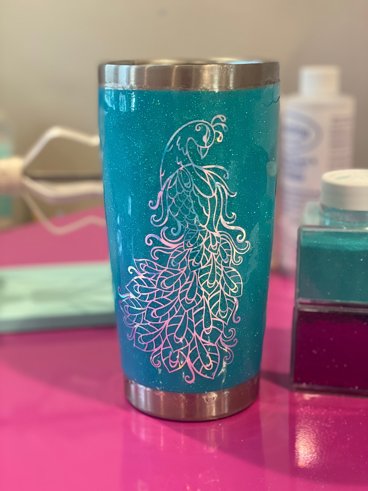 How to Make Glitter Tumblers with Epoxy for Beginners - Silhouette School