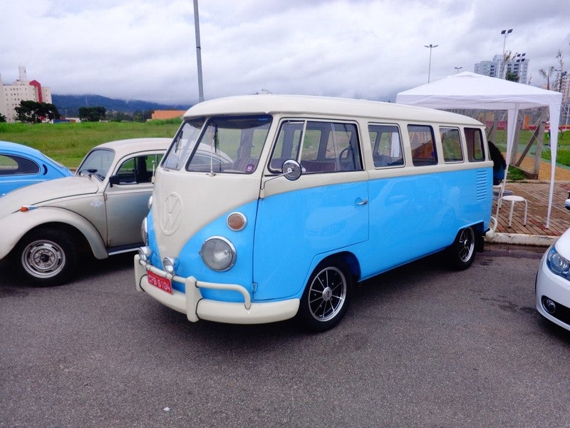 VOLKS GREEN COAST: KOMBIS