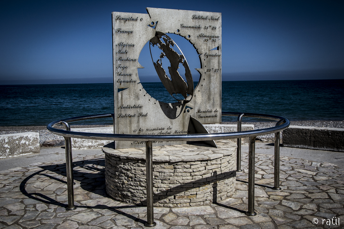Raül FOTOGRAFIA: Meridiano cero