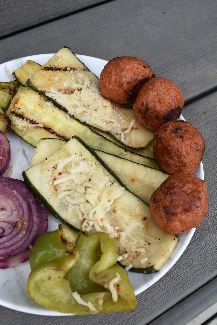 The Best Summer Foods to Eat Outdoors | The Nutritionist Reviews