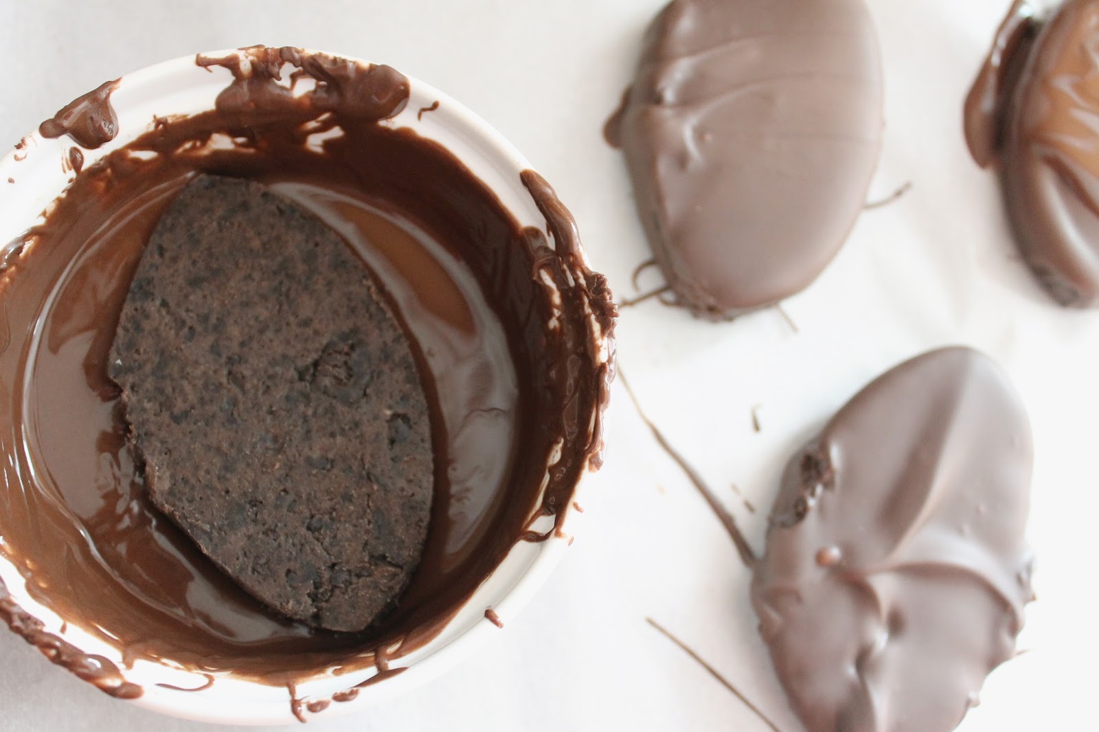 Wonderfully Made: Oreo {Foot}balls!!!