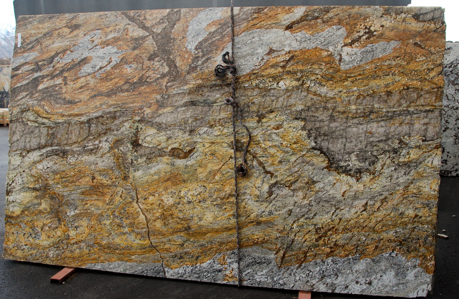 The Granite Gurus: New Slabs in Stock!