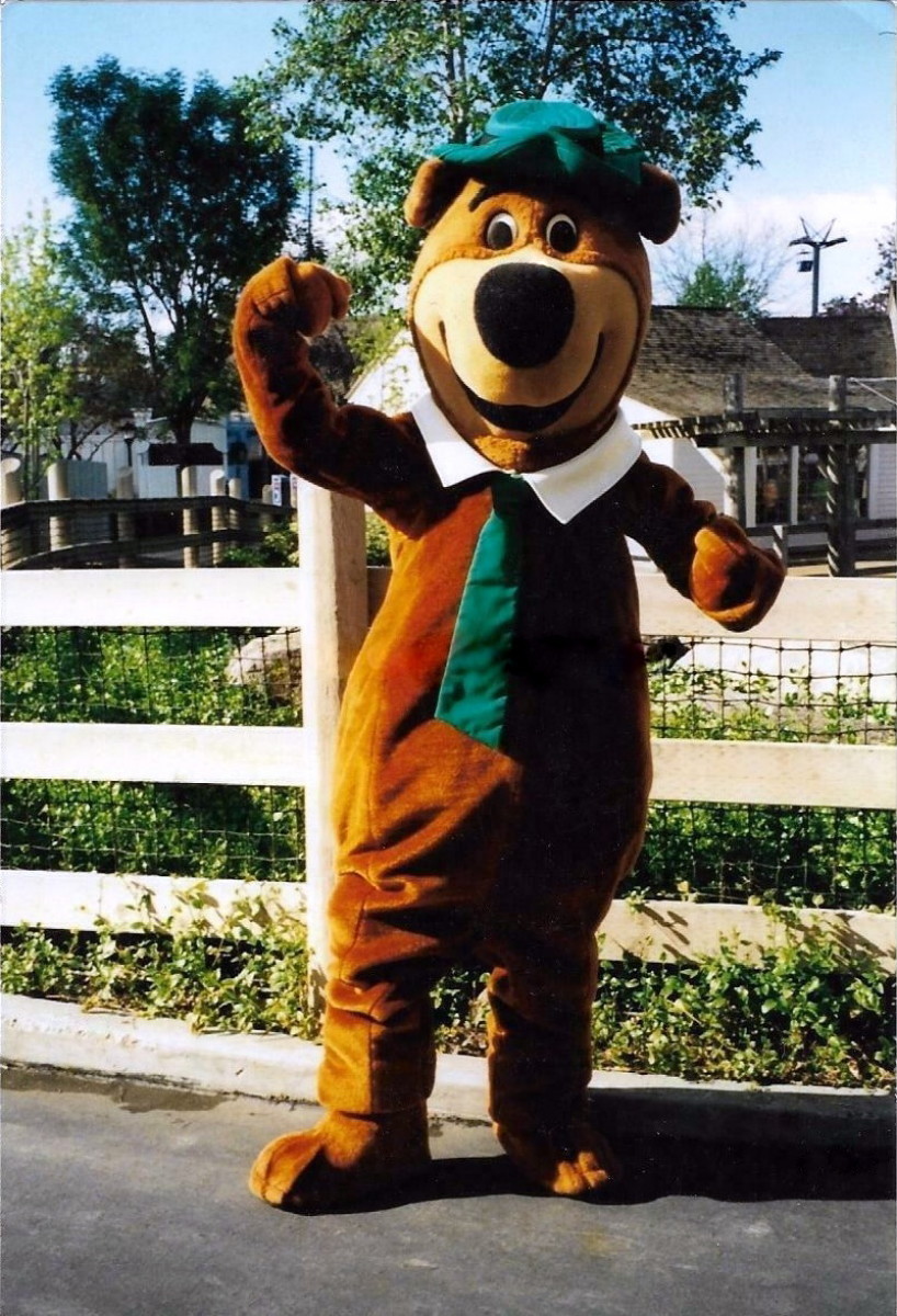 CRIVENS! COMICS & STUFF!: BEAR OF THE DAY - YOGI BEAR...