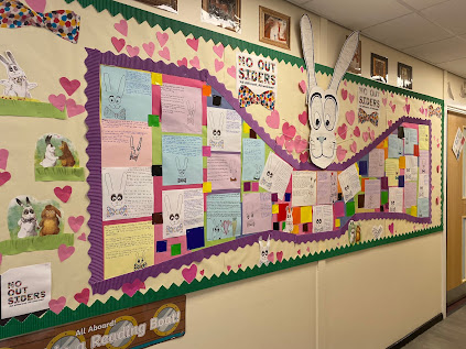 No Outsiders displays