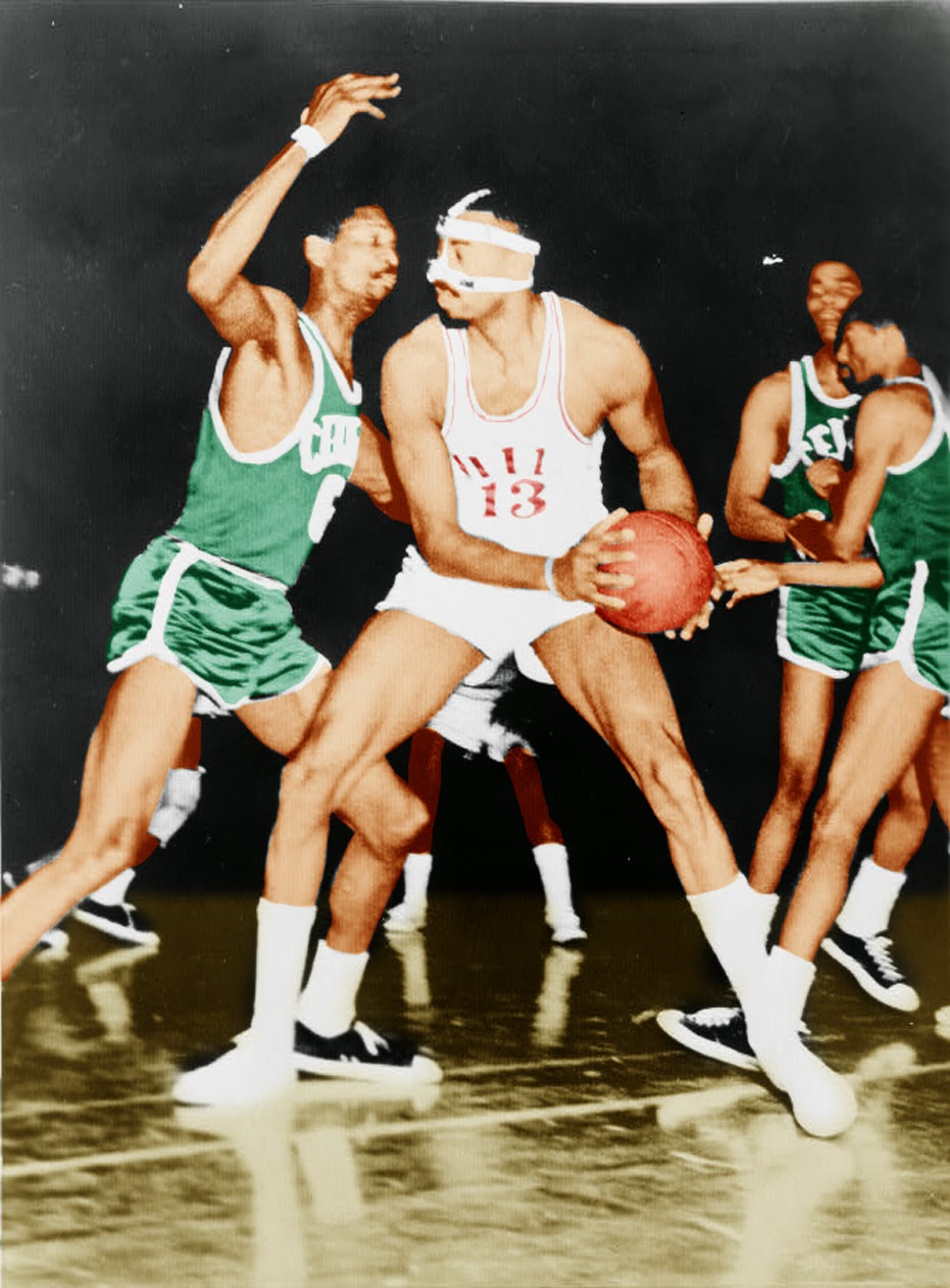 Bill Russell VS Wilt Chamberlain | Sports Club Blog Bill Russell VS Wilt Chamberlain | Sports Club Blog
