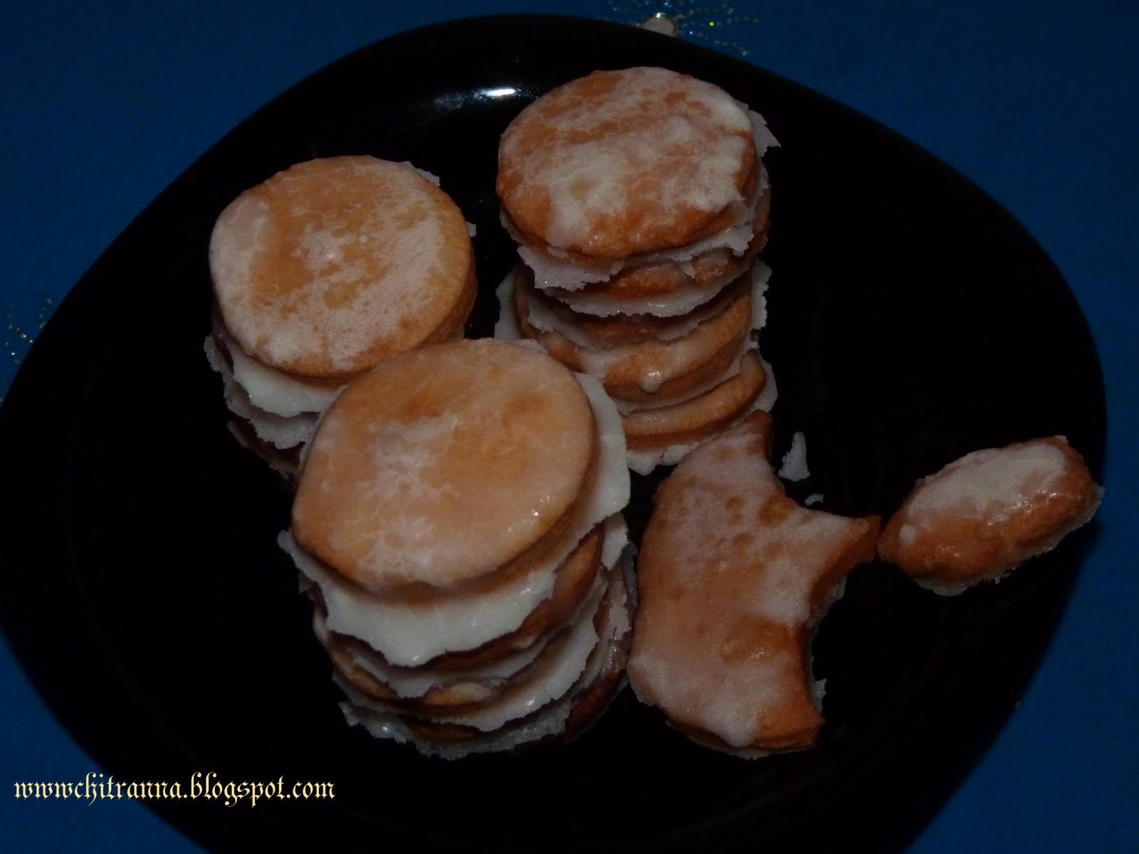 Chitranna: Saate...A South Indian sweet for Diwali...