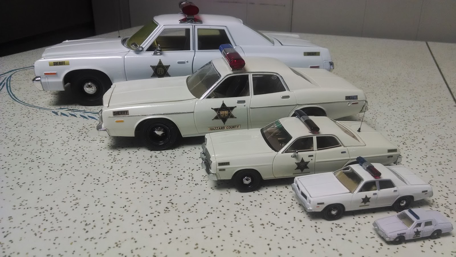 Dukes Of Hazzard Collector Neo Scale Model s 1 43 Resin Hazzard County Dukes Of Hazzard Collector Neo Scale Model s 1 43 Resin Hazzard County