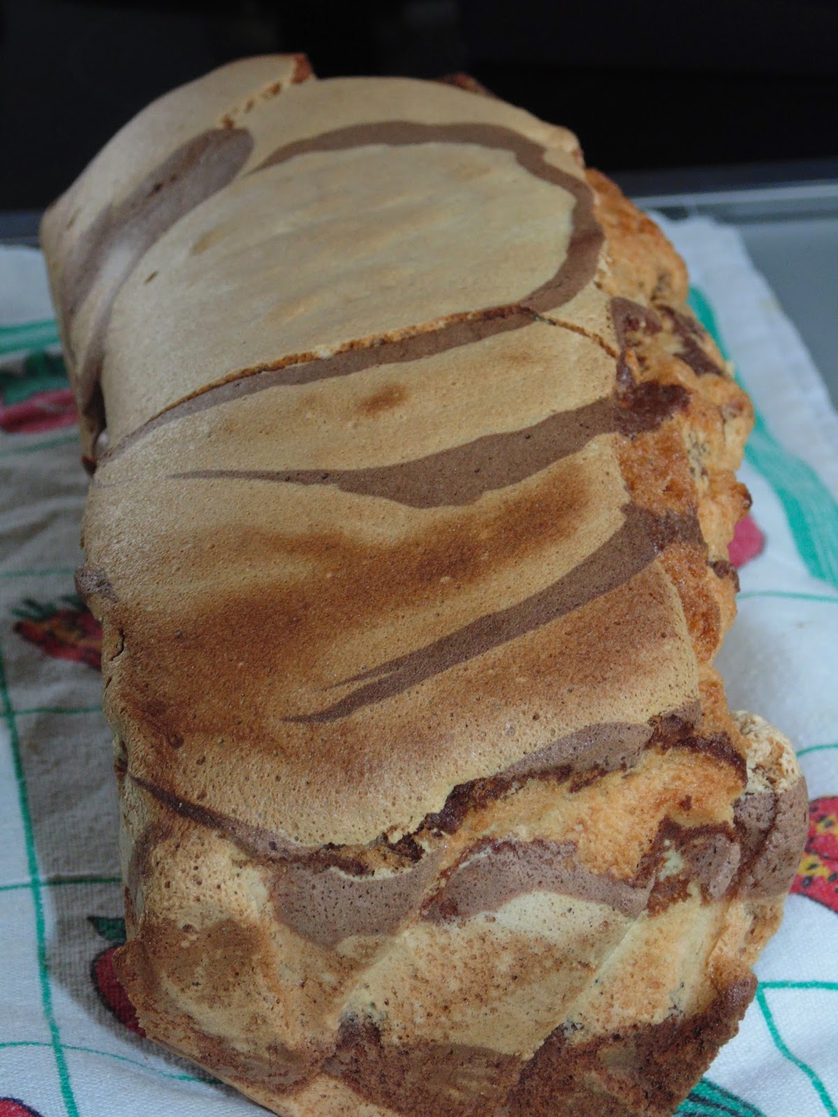 Basic sponge cake - recipe (including photos) | Life in Luxembourg