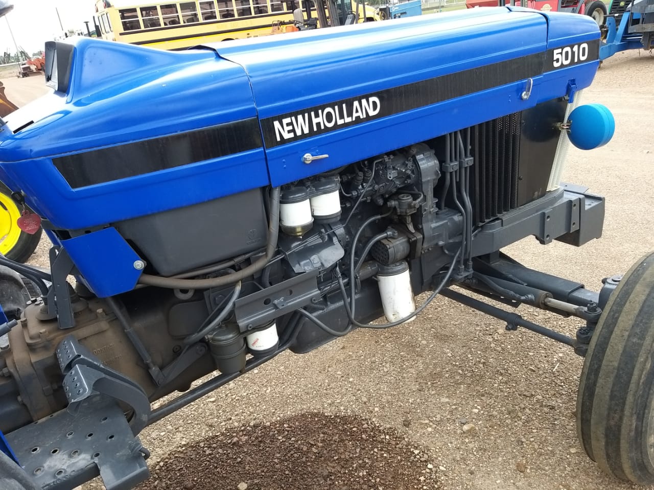 MAQUINARIA AGRICOLA INDUSTRIAL: Tractor New Holland 5010 Sencillo ...