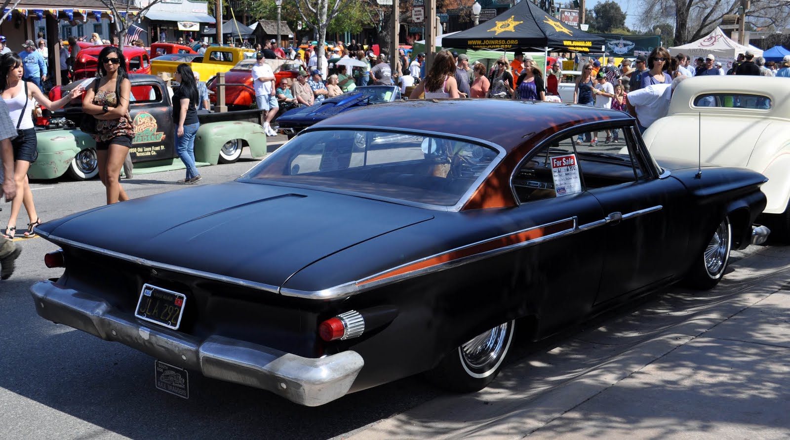 Car Design 2012: 61 Belvedere, cool dash design elements